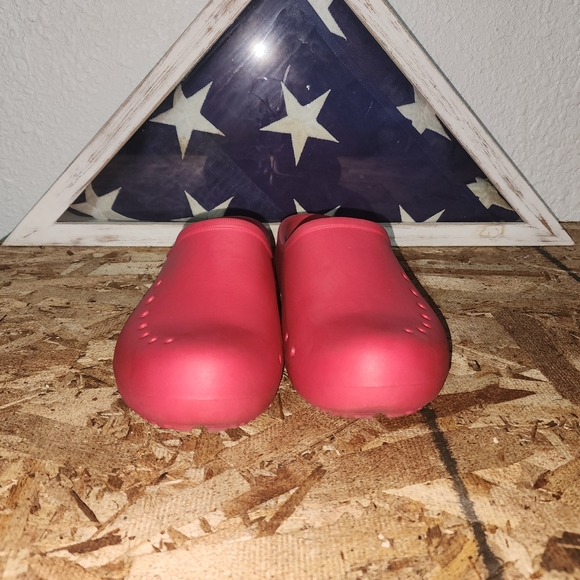 CROCS | Shoes | Crocs Shoes Womens Clog Mules Slip On Rubber Closed Toe ...